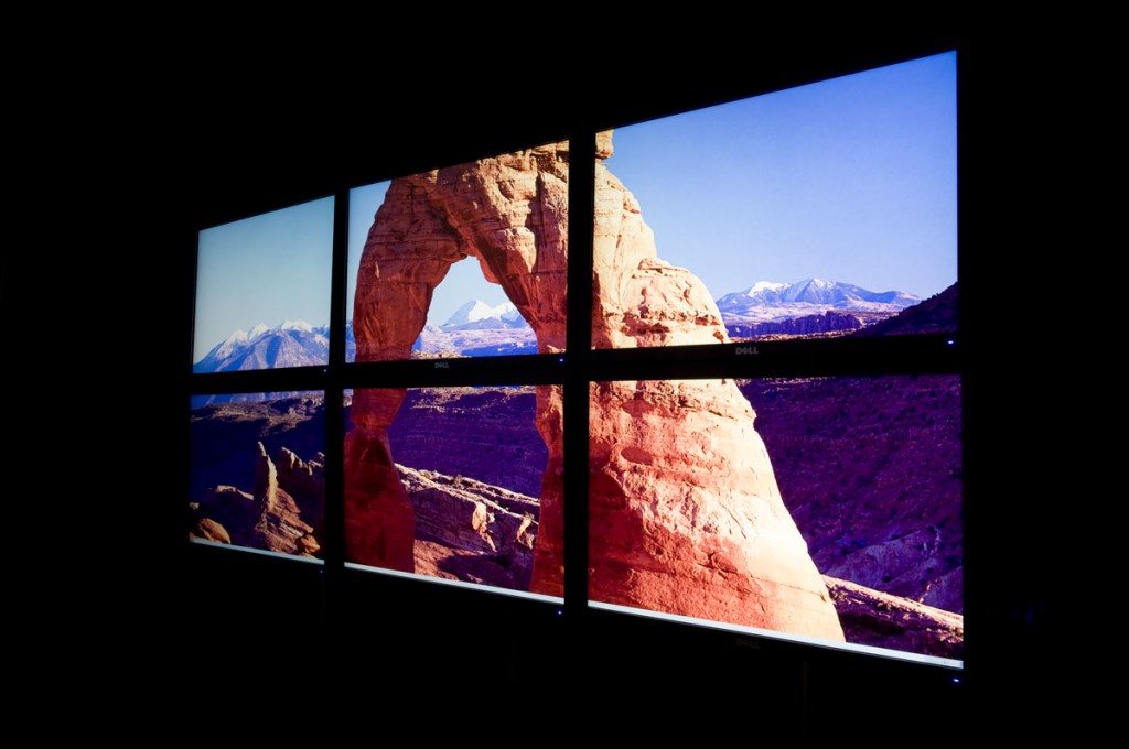 AMD Eyefinity – Six Monitors on One Graphics Card