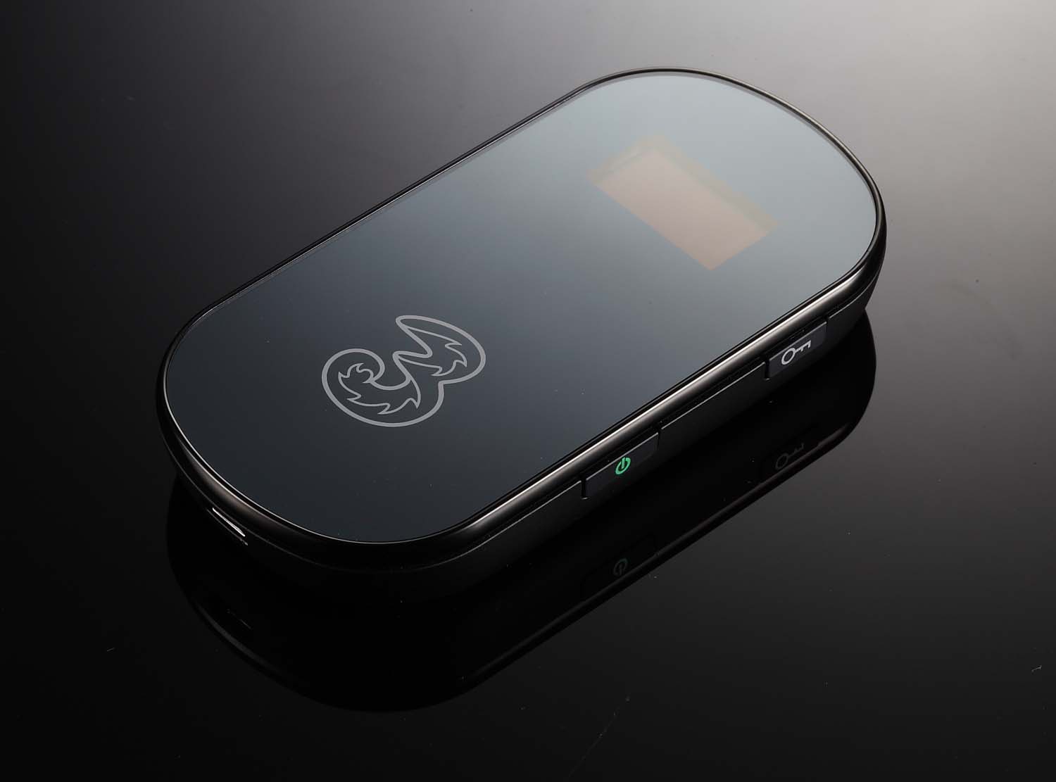 Three to Launch Huawei E586 MiFi
